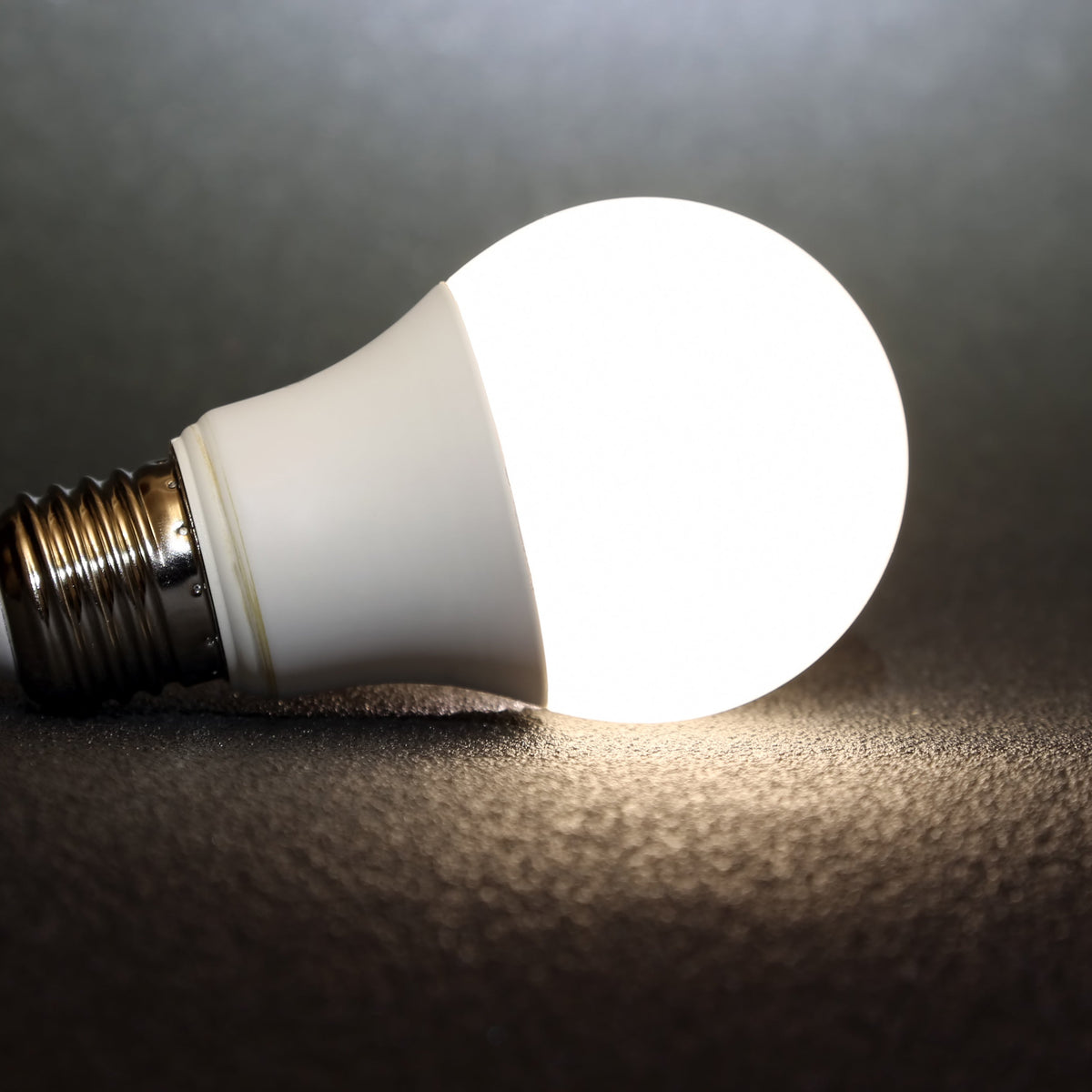 How to pick the right LED light bulbs for your bedroom - LiquidLEDs ...
